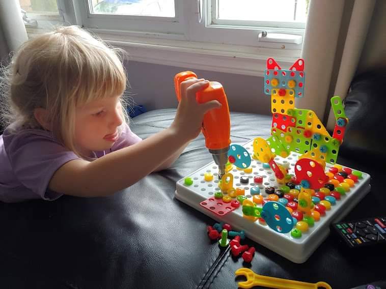 CREATE, DRILL & BUILD STEAM Drill & Screwdriver Set | Discovery Toys